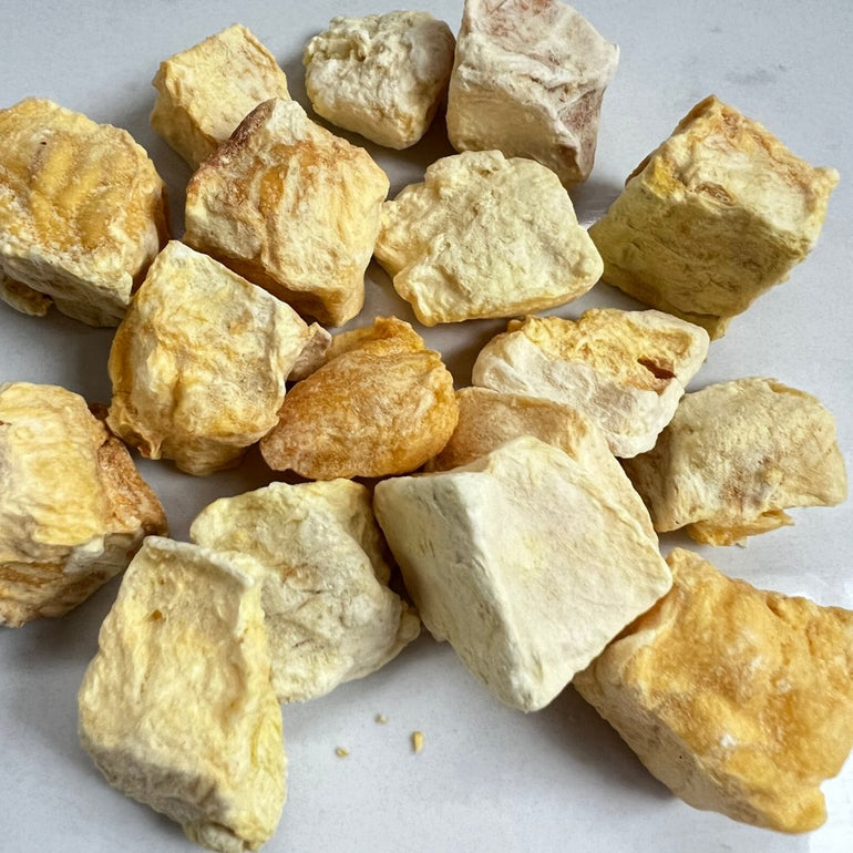 Freeze Dried Organic Mango Chunks – NutriBoom